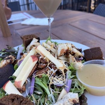 BRACK’S TAVERN - Updated January 2026 - 132 Photos & 252 Reviews - 58 E ...