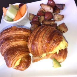 VERSAILLES CAFE AND PASTRIES - Updated December 2025 - 484 Photos & 333 ...