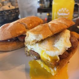 TWO CHICKS CAFE - Updated April 2025 - 1175 Photos & 1211 Reviews - 901 ...