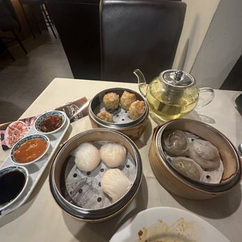 DIM SUM PALACE - Updated May 2024 - 3014 Photos & 1762 Reviews - 334 W 46th St, New York, New ...