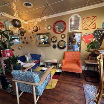 JUNK & JAVA - Updated September 2025 - 261 Photos & 200 Reviews - 49 ...