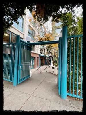 KAISER PERMANENTE - Updated January 2026 - 31 Reviews - 1635 Divisadero ...