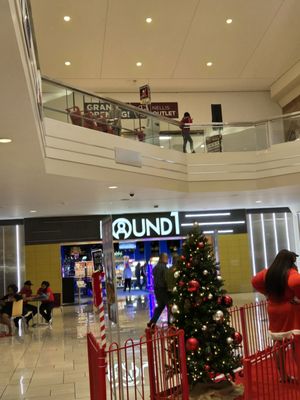 MEADOWS MALL - Updated December 2025 - 228 Photos & 230 Reviews - 4300 ...