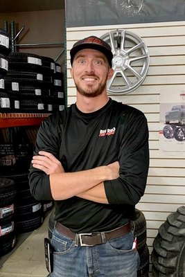BIG RED TIRE PROS - Updated December 2025 - 21 Reviews - 4900 Old ...