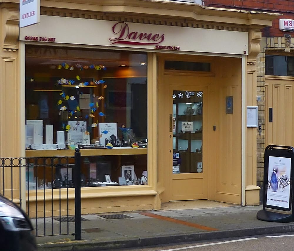 DAVIES JEWELLERS - Updated April 2024 - 3 High Street, Menai Bridge ...