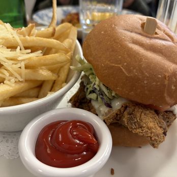 MATHEWS FOOD & DRINK - Updated April 2025 - 1116 Photos & 653 Reviews ...