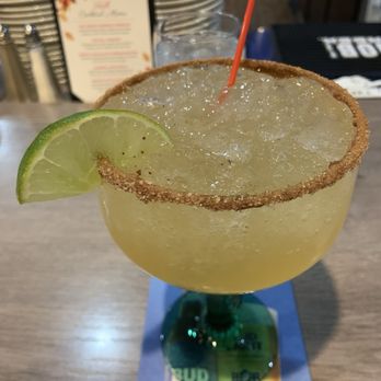ELIZABETH’S BAR & RESTAURANT - Updated May 2026 - 106 Photos & 90 ...