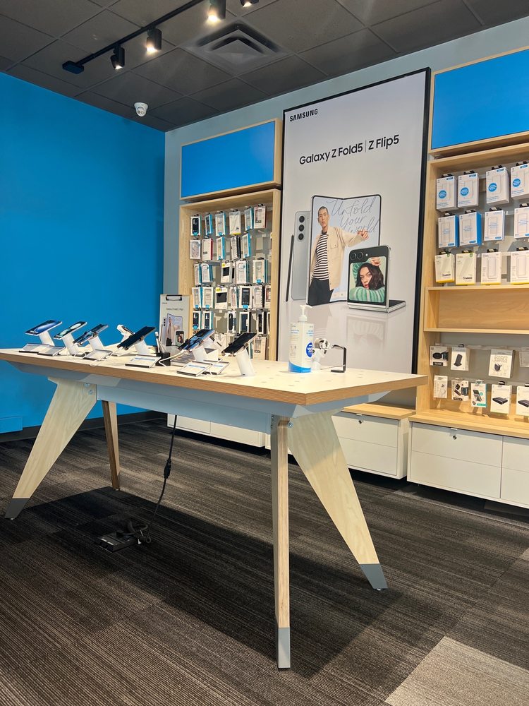 AT&T STORE - Updated June 2026 - 35 Photos & 236 Reviews - 8471 Beverly ...