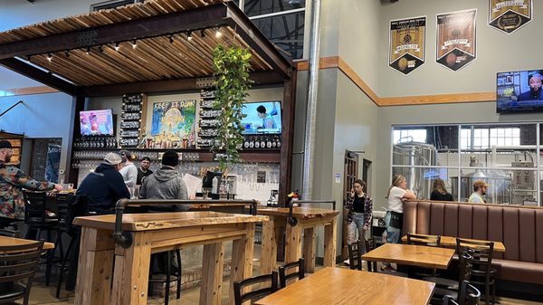 MOONTOWN BREWING COMPANY - Updated August 2024 - 563 Photos & 328 ...