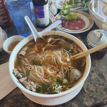 PHO 62 - Updated December 2025 - 175 Photos & 180 Reviews - 1420 S ...