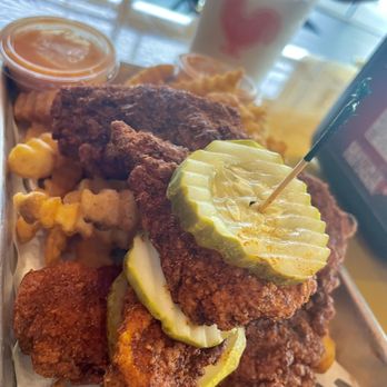 HOUSTON TX HOT CHICKEN - Updated July 2024 - 405 Photos & 195 Reviews ...