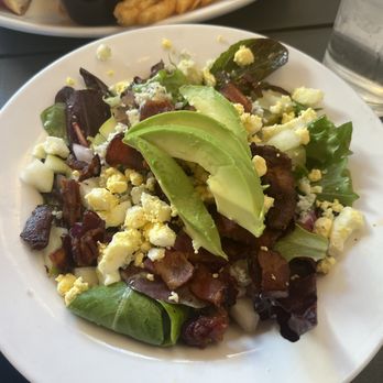 PERFECT PEAR BISTRO - Updated June 2024 - 760 Photos & 796 Reviews ...