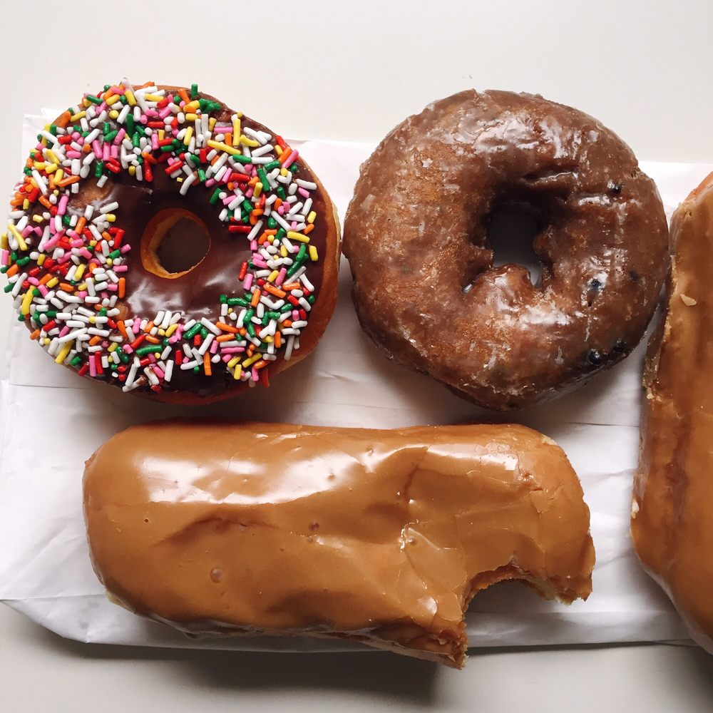 KING DONUTS - 253 Photos & 221 Reviews - 7820 Rainier Ave S, Seattle ...