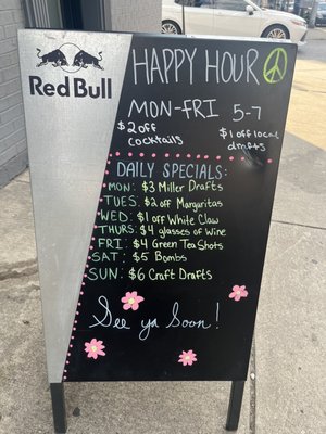 FROGGY’S BAR - Updated October 2025 - 32 Photos & 17 Reviews - 4602 ...