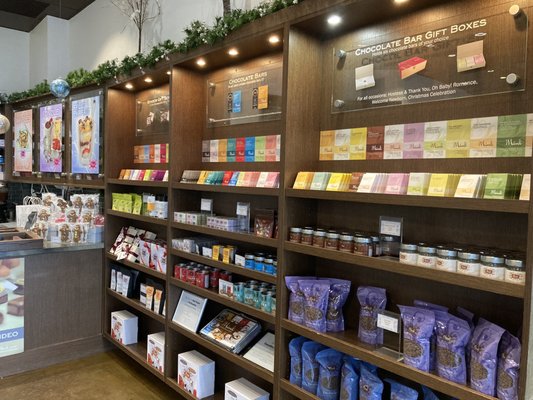 MINK CHOCOLATES - Updated December 2024 - 40 Photos & 52 Reviews ...