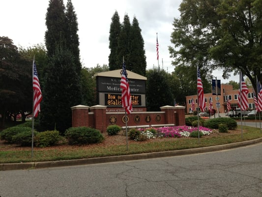 VA HEALTH CARE CENTER - Updated December 2025 - 20 Photos & 35 Reviews ...