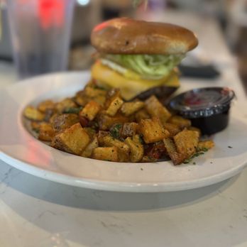 SPATCH KITCHEN & COCKTAILS - Updated October 2025 - 449 Photos & 272 ...