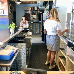 TOPA TOPA BREWING COMPANY - Updated July 2025 - 294 Photos & 239 ...