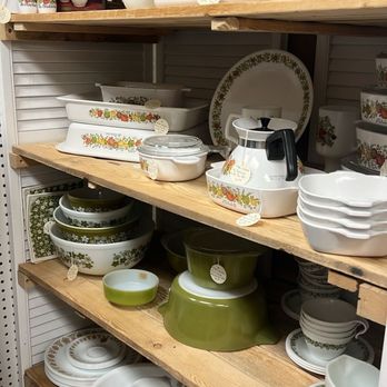 THE ECLECTIC CHIC - Updated December 2025 - 48 Photos & 14 Reviews ...