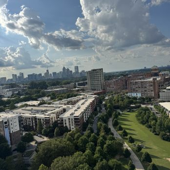 MOONLIGHT - Updated January 2026 - 129 Photos & 40 Reviews - 800 Rankin ...