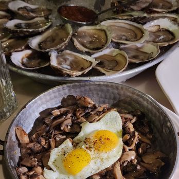 ILONA - Updated November 2025 - 450 Photos & 303 Reviews - 783 Tremont ...