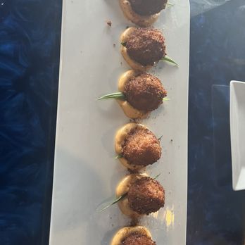 TRIDENT RESTAURANT - Updated April 2025 - 125 Photos & 56 Reviews - 107 ...