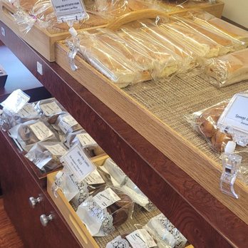 HONU BAKERY - SOUTH KING - Updated August 2025 - 137 Photos & 36 ...