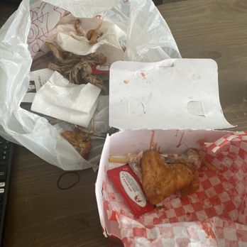 CROWN CHICKEN AND GRILL - Updated May 2024 - 99 Photos & 91 Reviews ...