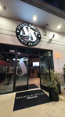 LIVE AT THE POINTE ORLANDO - Updated August 2025 - 9101 International ...