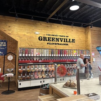 RIVER STREET SWEETS - Updated October 2025 - 107 Photos & 41 Reviews ...