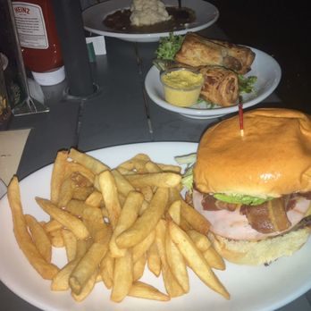 MCNAMARA’S PUB & RESTAURANT - Updated May 2024 - 253 Photos & 270 ...