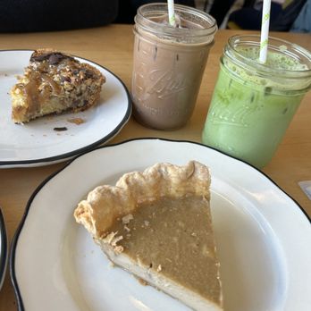 HOOSIER MAMA PIE COMPANY - Updated January 2026 - 782 Photos & 1005 ...