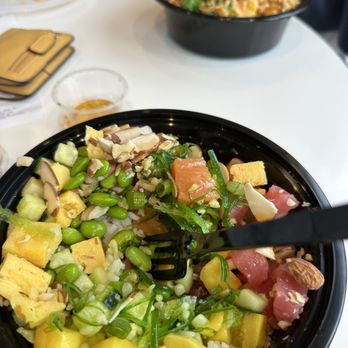 SONG TEA & POKE - Updated June 2025 - 32 Photos & 26 Reviews - 1677 ...