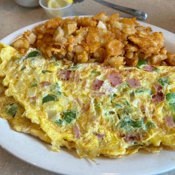 APOLLO FAMILY RESTAURANT - Updated October 2025 - 199 Photos & 113 ...