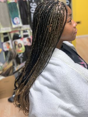 DIVA’S AFRICAN HAIR BRAIDING STUDIO - Updated November 2025 - 98 Photos ...