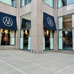 MAX DOWNTOWN - Updated December 2024 - 1081 Photos & 550 Reviews - 185 ...