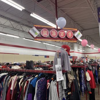RED RACKS THRIFT STORE - Updated March 2026 - 19 Photos & 44 Reviews ...