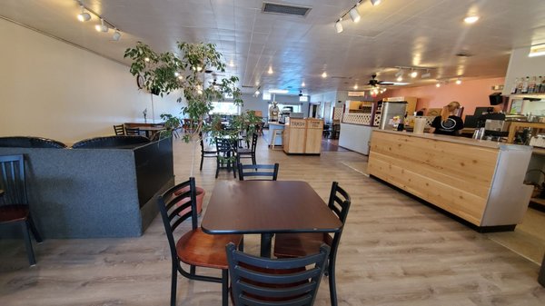 THE COFFEEHOUSE AND DELI - Updated June 2024 - 75 Photos & 148 Reviews ...