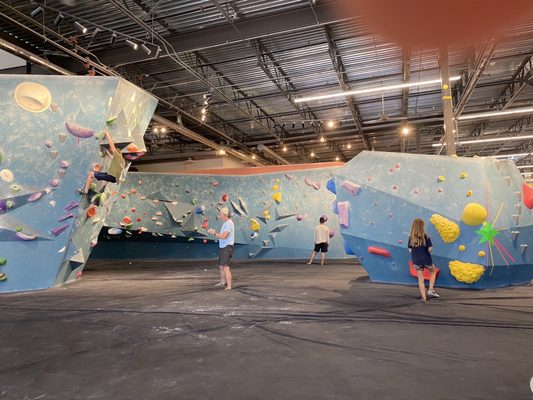 BOULDERING PROJECT - WESTGATE - Updated July 2025 - 34 Photos & 23 ...