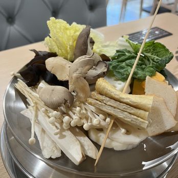 HELLO SHABU - Updated August 2024 - 163 Photos & 116 Reviews - 228 W ...