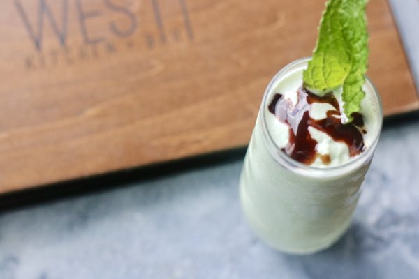 FIVE WEST - 215 Photos & 283 Reviews - American (New) - 1991 Commerce ...