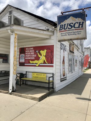 YELLOW DOG CAFE & BAR - Updated June 2025 - 29 Photos & 24 Reviews ...