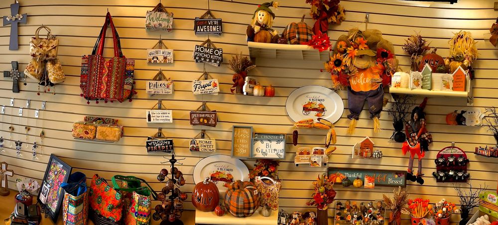 POSTAL EXPRESS & GIFTS - Updated December 2025 - 28 Photos & 39 Reviews ...