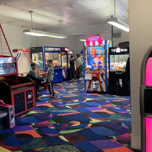 CLASSIC LANES - Updated December 2025 - 23 Photos & 39 Reviews - 2145 ...