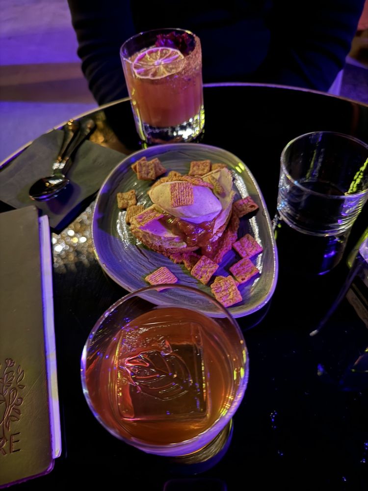 LIBRE - Updated December 2025 - 134 Photos & 42 Reviews - 2601 SE ...