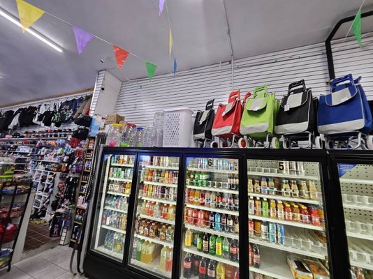 SUPER DISCOUNT MARKET - 25 Photos - 738 Larkin St, San Francisco ...