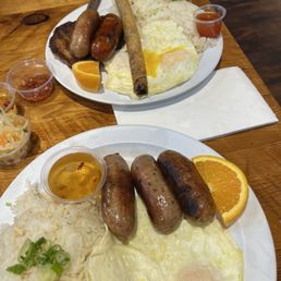 LUDI’S RESTAURANT & LOUNGE - Updated October 2025 - 1627 Photos & 654 ...