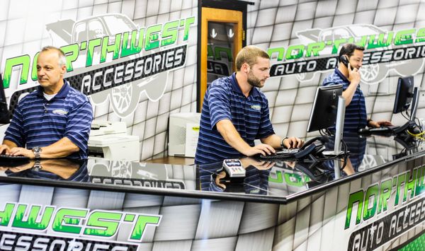 NORTHWEST AUTO & TRUCK ACCESSORIES - PORTLAND - Updated August 2025 ...