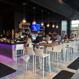 SHAKOU BARRINGTON - Updated December 2025 - 324 Photos & 375 Reviews ...