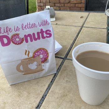 QUEEN DONUT SHOP - Updated August 2025 - 57 Photos & 142 Reviews - 1806 ...